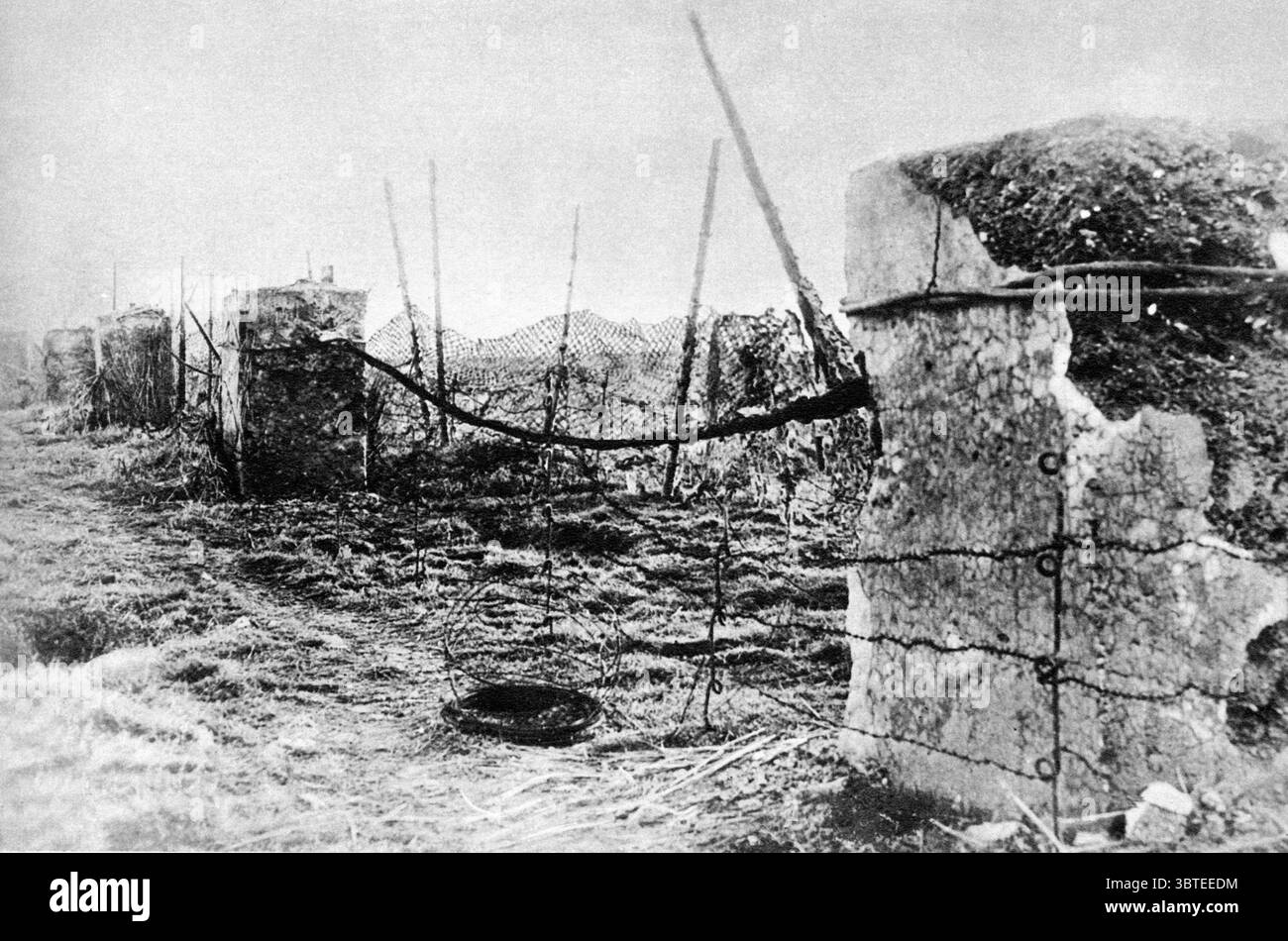 First World War Hindenburg line ... : Glimpses of the German fortified ...