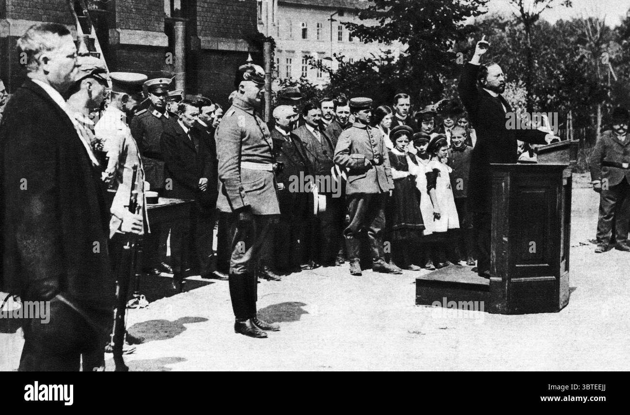 World War One A mighty fortress is our God : The Mayor of a German ...