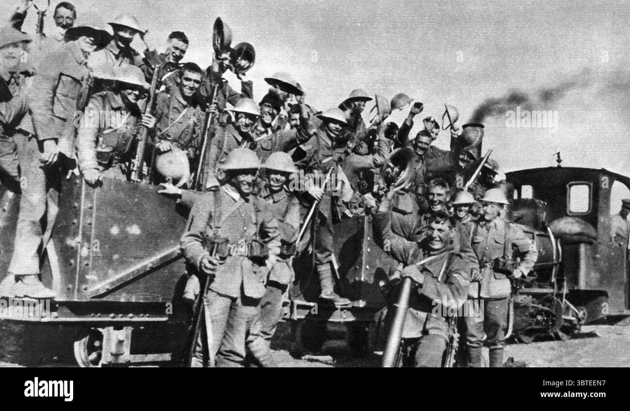 Troops on board Black and White Stock Photos & Images - Alamy