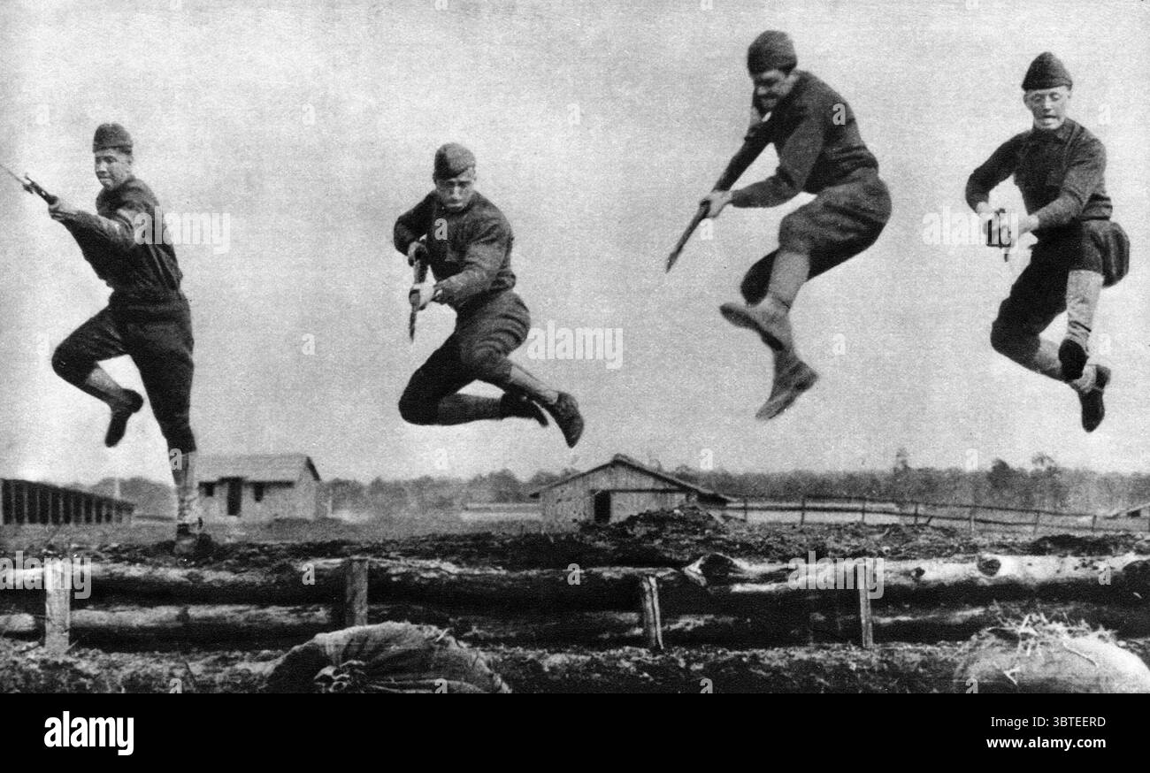 Assault camp Black and White Stock Photos & Images - Alamy