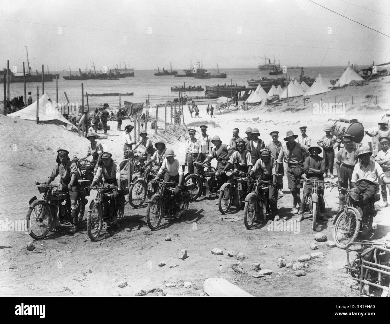 Despatch riders in WW1 the Western Front Stock Photo - Alamy