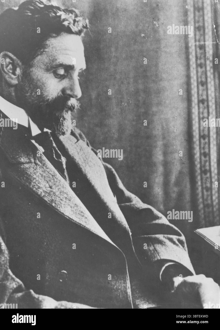 Sir Roger Casement ( 1864-1916 ) was an Irish patriot , poet ...