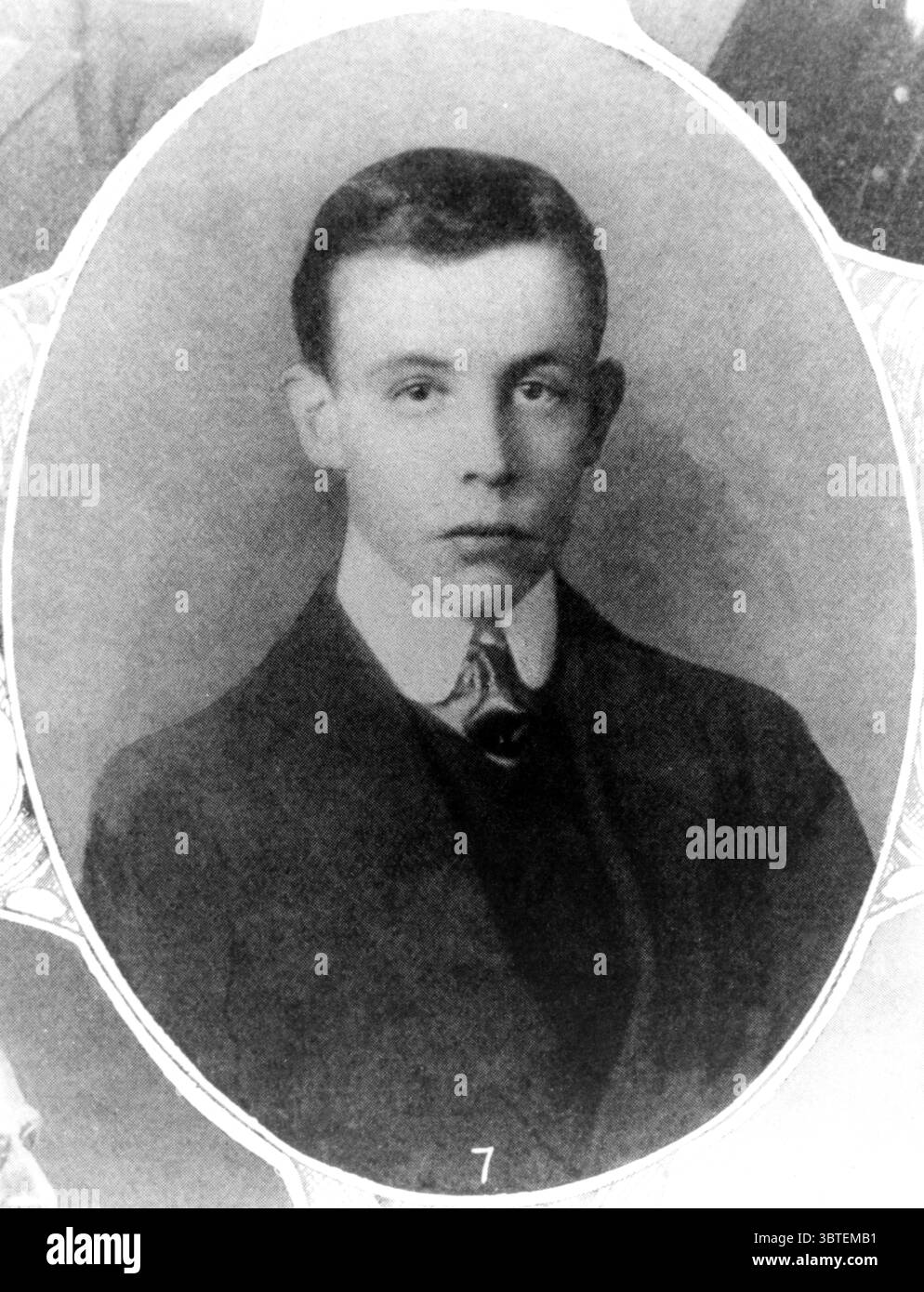 Mr Harold Bride Second Wireless operator on the Titanic April 1912 ILN ...