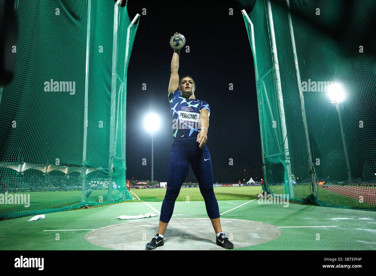 Sandra perkovic discus throw hi-res stock photography and images - Alamy