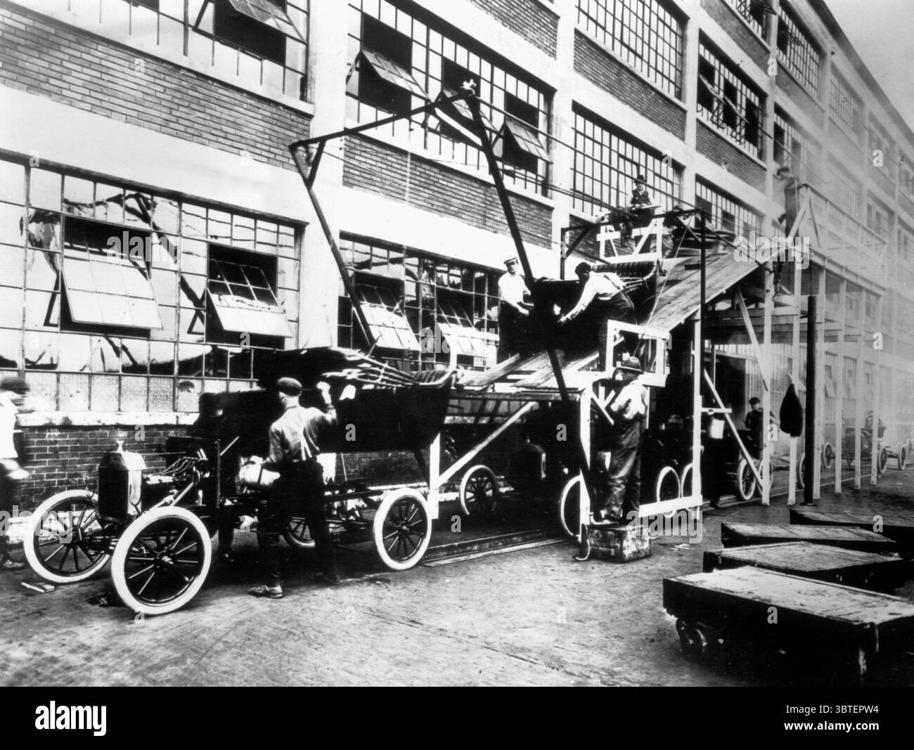 1914 production hi-res stock photography and images - Alamy