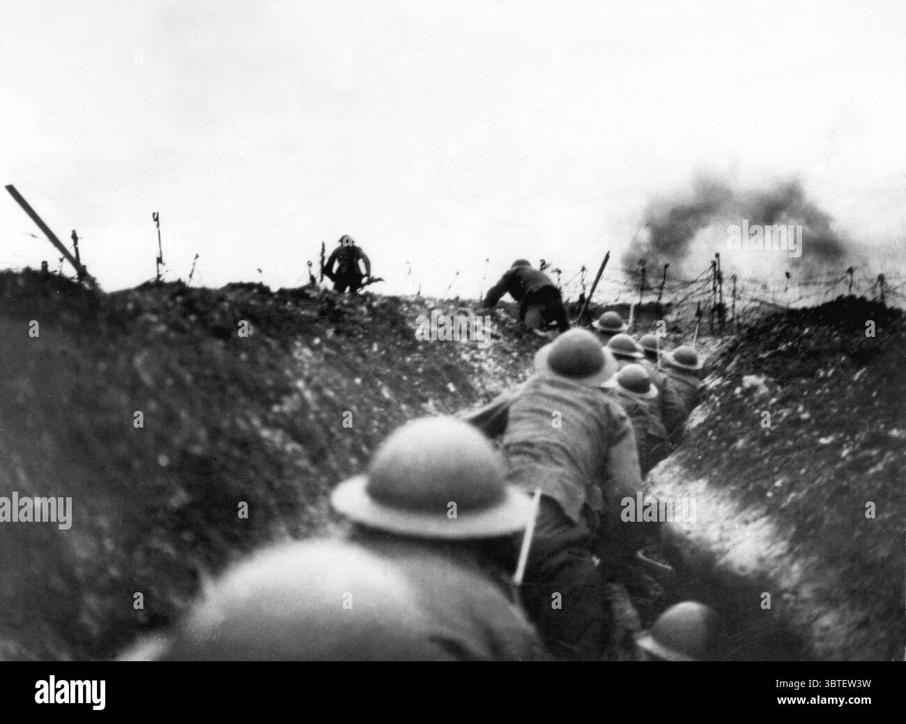 Over The Top WWI Front Western Trenches British Troops Stock Photo - Alamy
