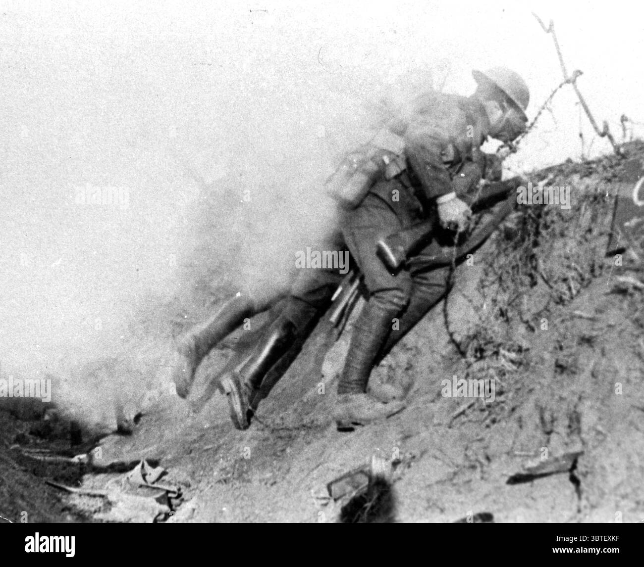 World war 1 gas attack hi-res stock photography and images - Alamy