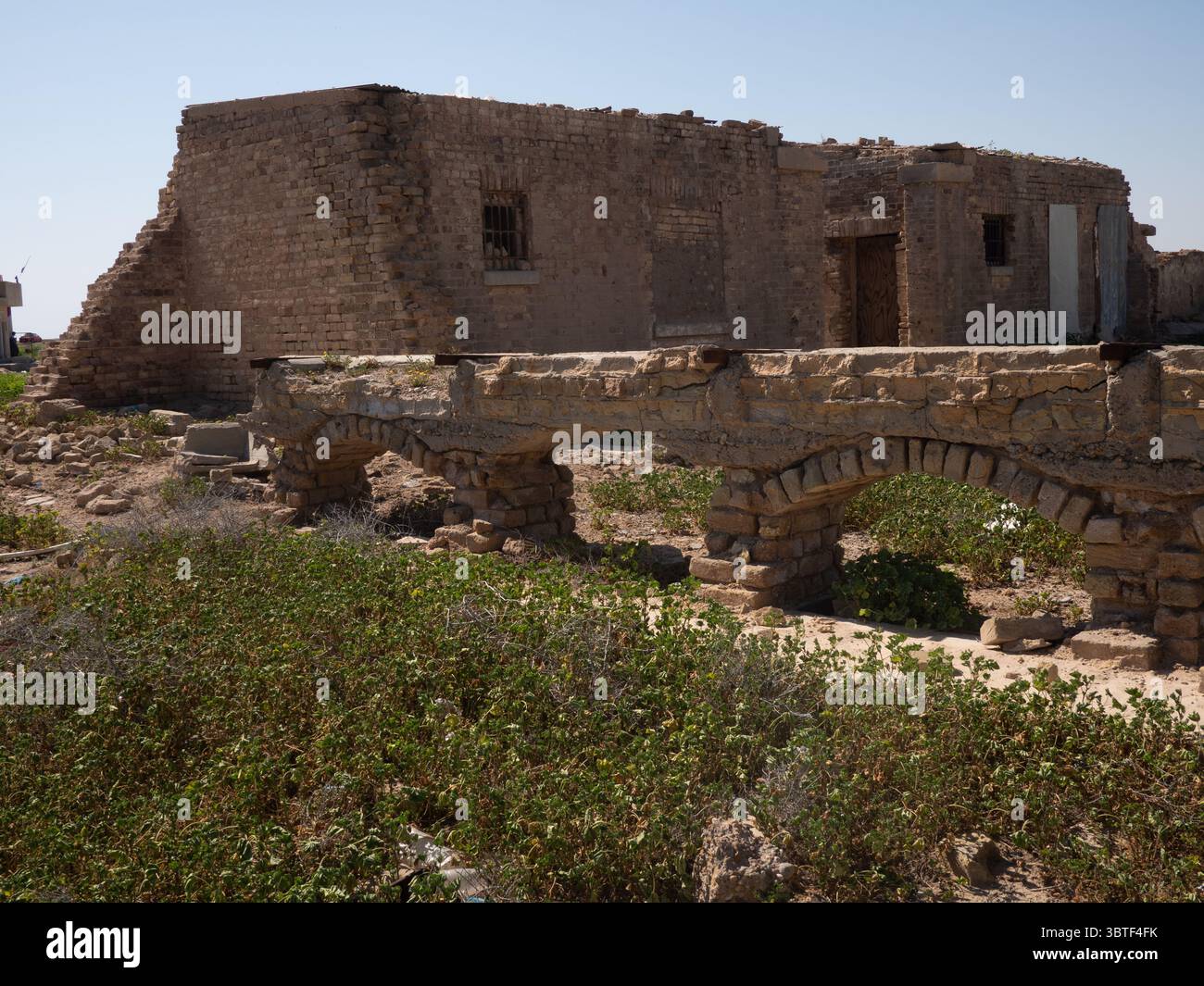Ruins ancient civilization abandoned hi-res stock photography and ...