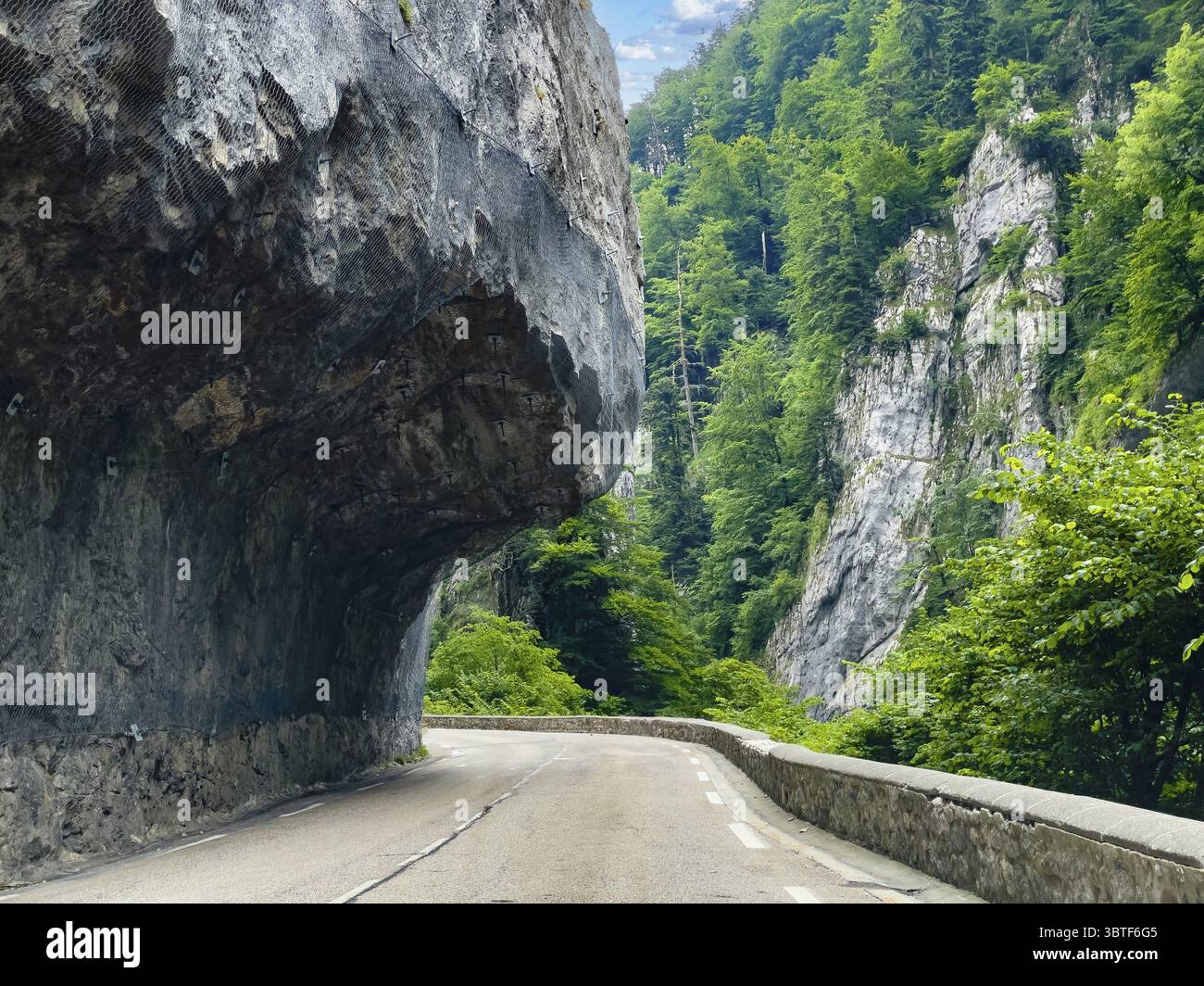 Col de lane hi-res stock photography and images - Alamy