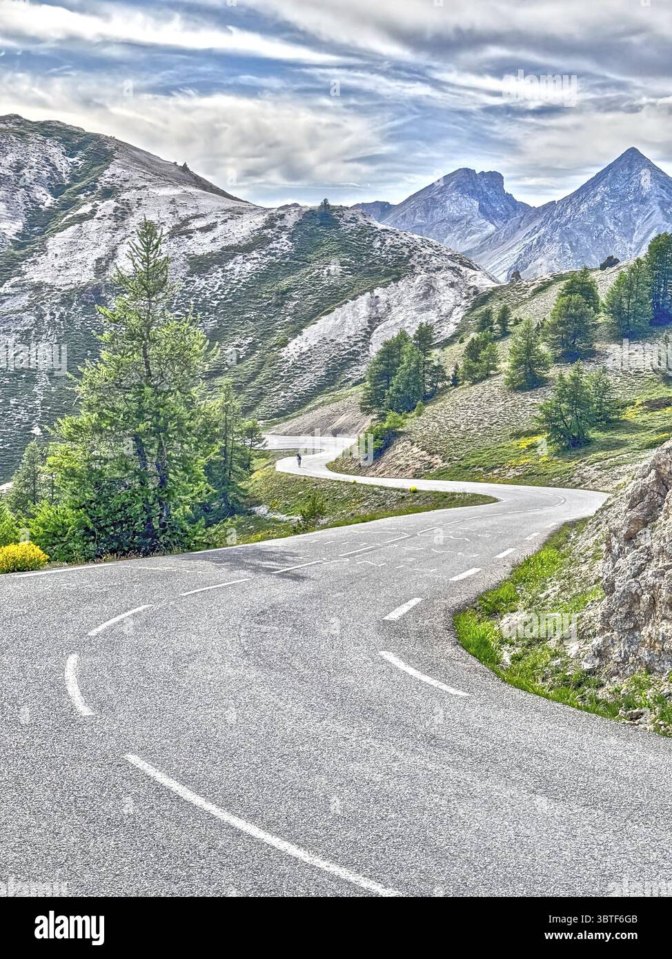 Photo with reduced dynamic saturation HDR of south ramp ascent of steep ...