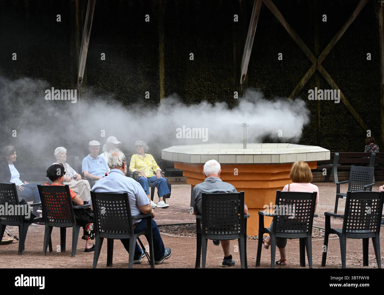 PRODUCTION - 15 July 2025, Rhineland-Palatinate, Bad Kreuznach: Spa ...