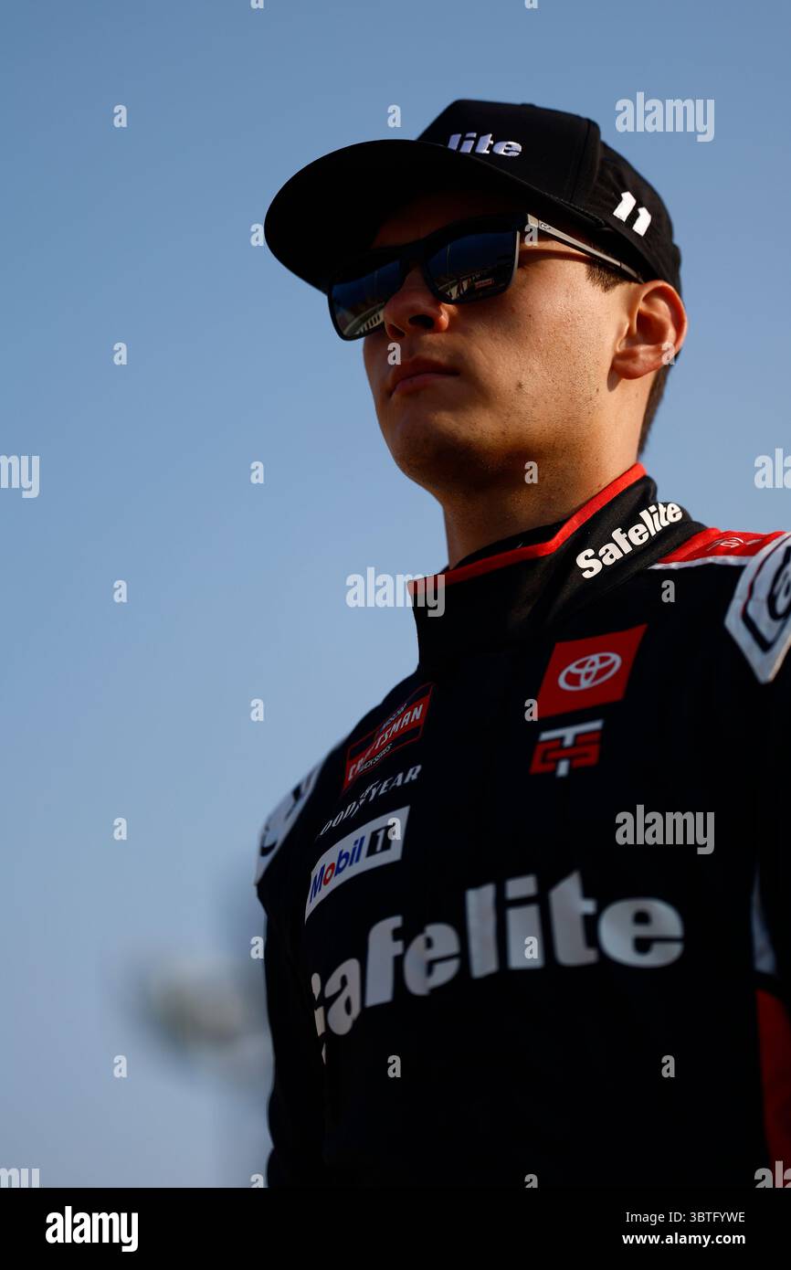 June 7, 2025, Brooklyn, Mi, USA: COREY HEIM (11) gets ready to qualify ...