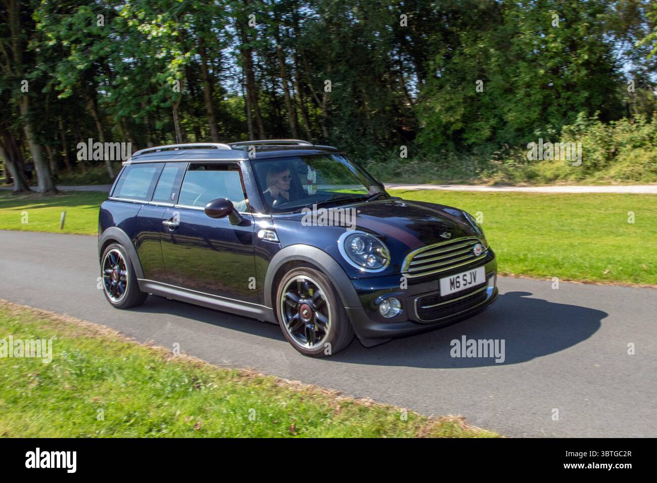 Classic mini clubman estate hi-res stock photography and images - Alamy