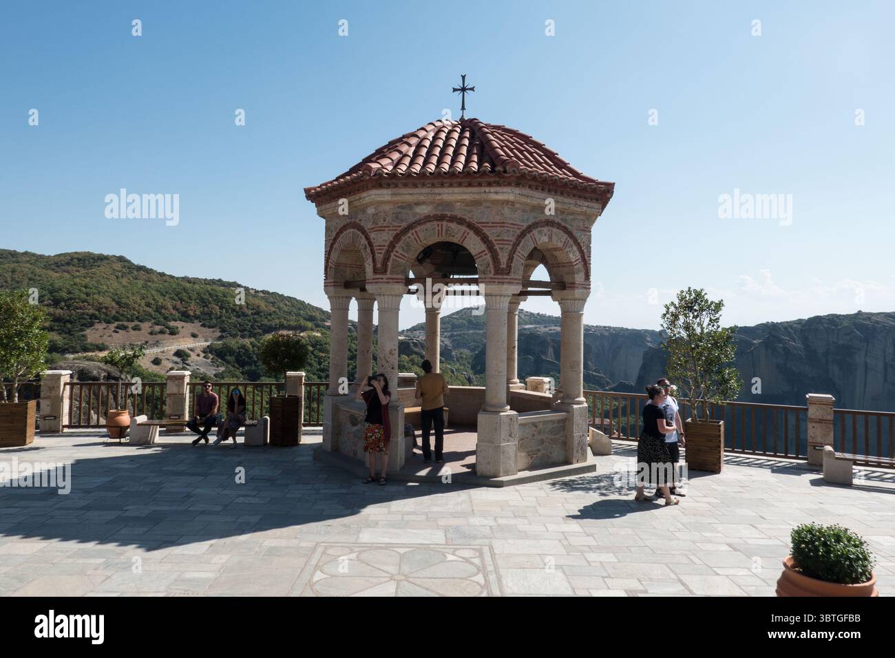 2 large staircases hi-res stock photography and images - Alamy