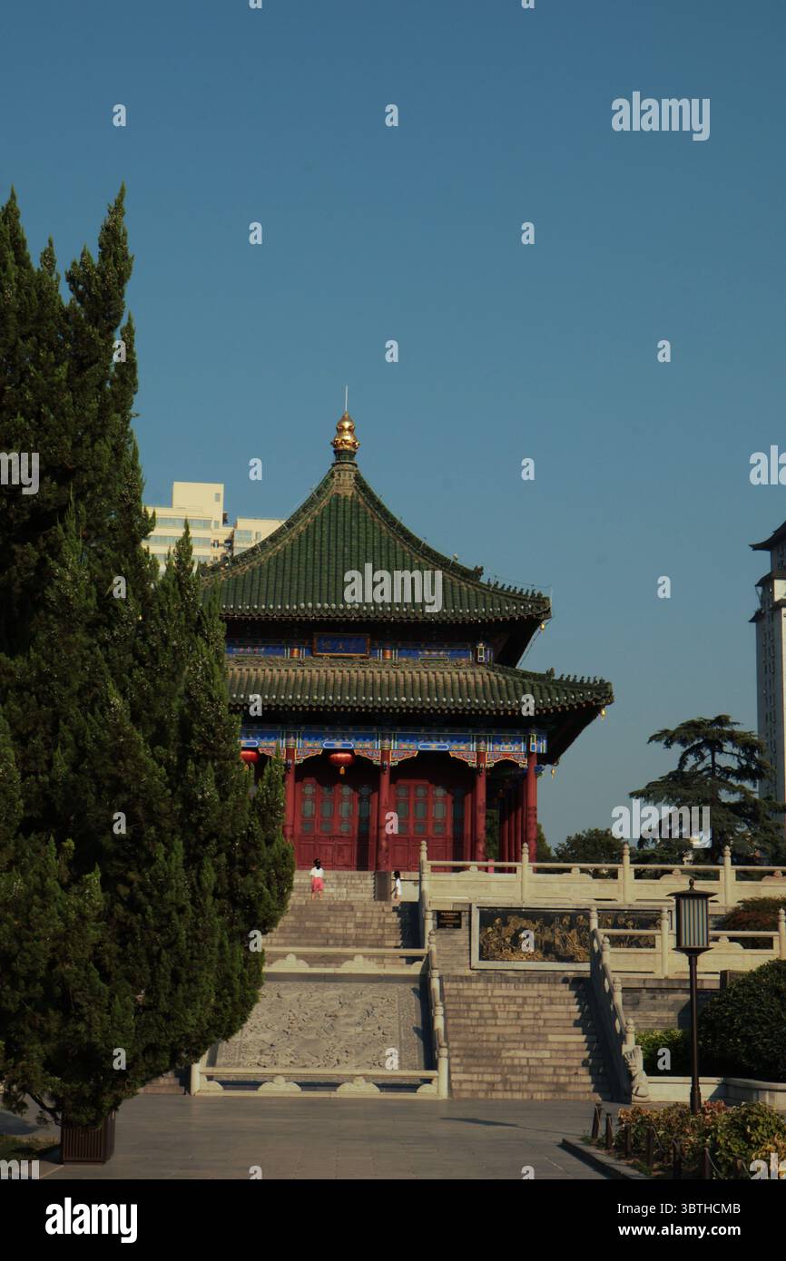 Xingqing Park, Xi'an, China landscapes, tang dynasty palace Stock Photo ...