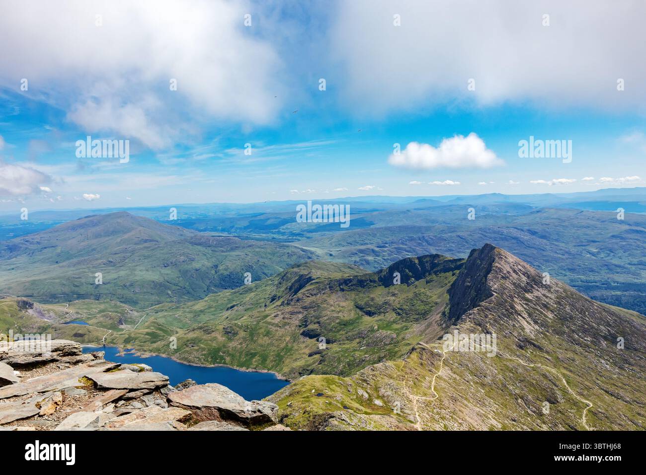 Mount snowdon peak llyn hi-res stock photography and images - Alamy