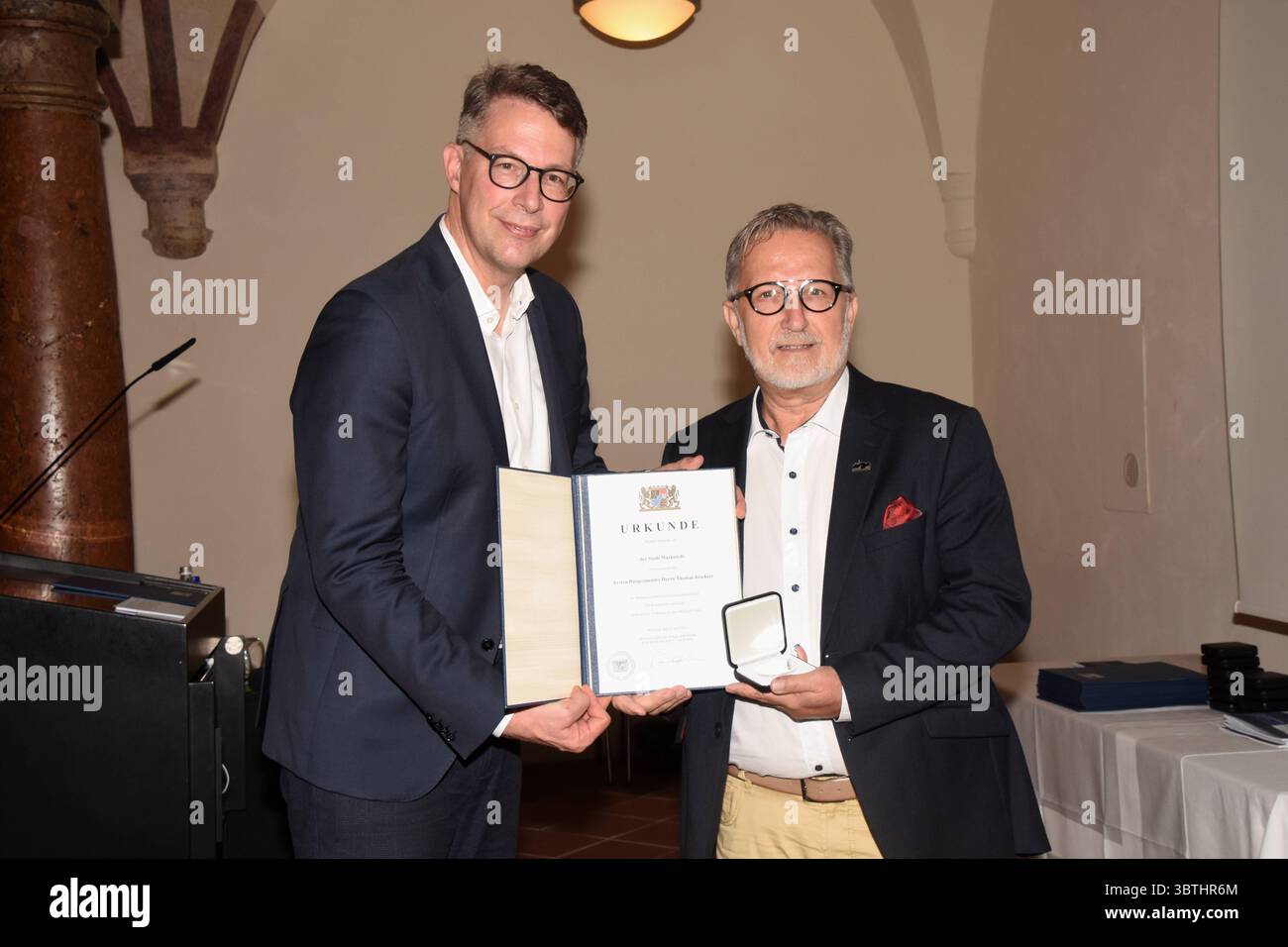 Markus Blume, Staatsminister fuer Wissenschaft und Kunst, Preistraeger Unterfranken Thomas ...