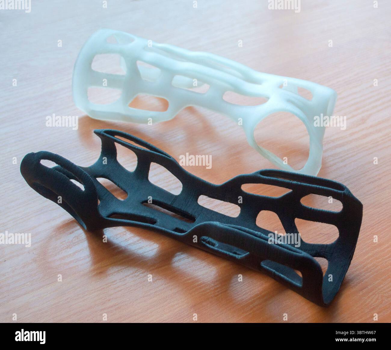 Plastic corset prosthesis hand hi-res stock photography and images - Alamy