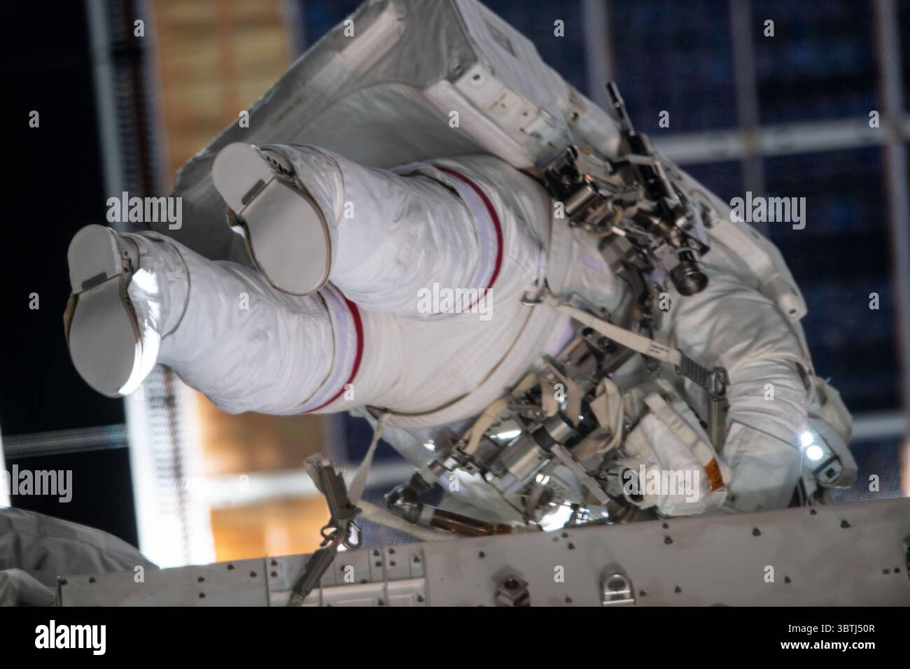 October 18, 2019, International Space Station, EARTH ORBIT: NASA ...