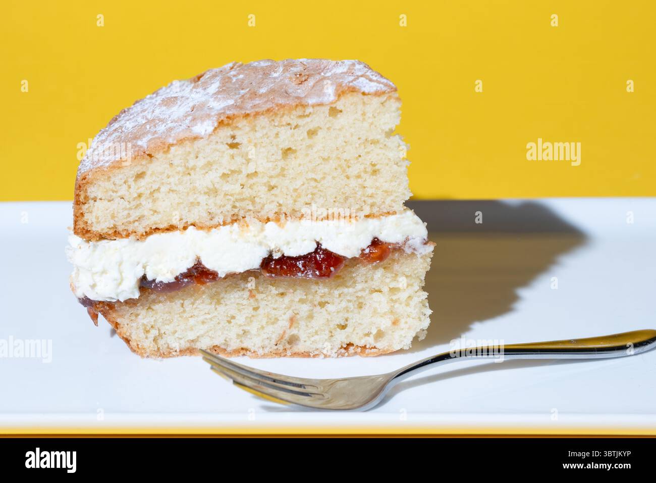 UK. A serving, or slice of freshly home made Victoria Sponge and ...