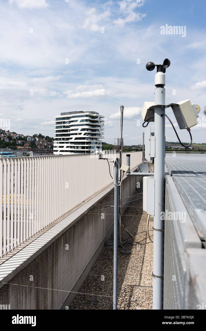 Meteorological tower sensor data hi-res stock photography and images ...