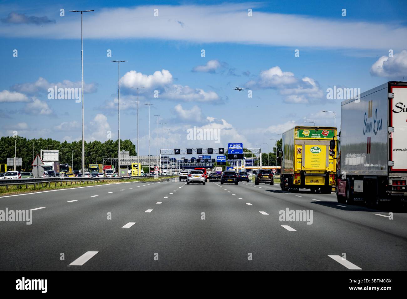 AMSTERDAM - Road works on the a 10 part the ring the a10 is closed ANP ...