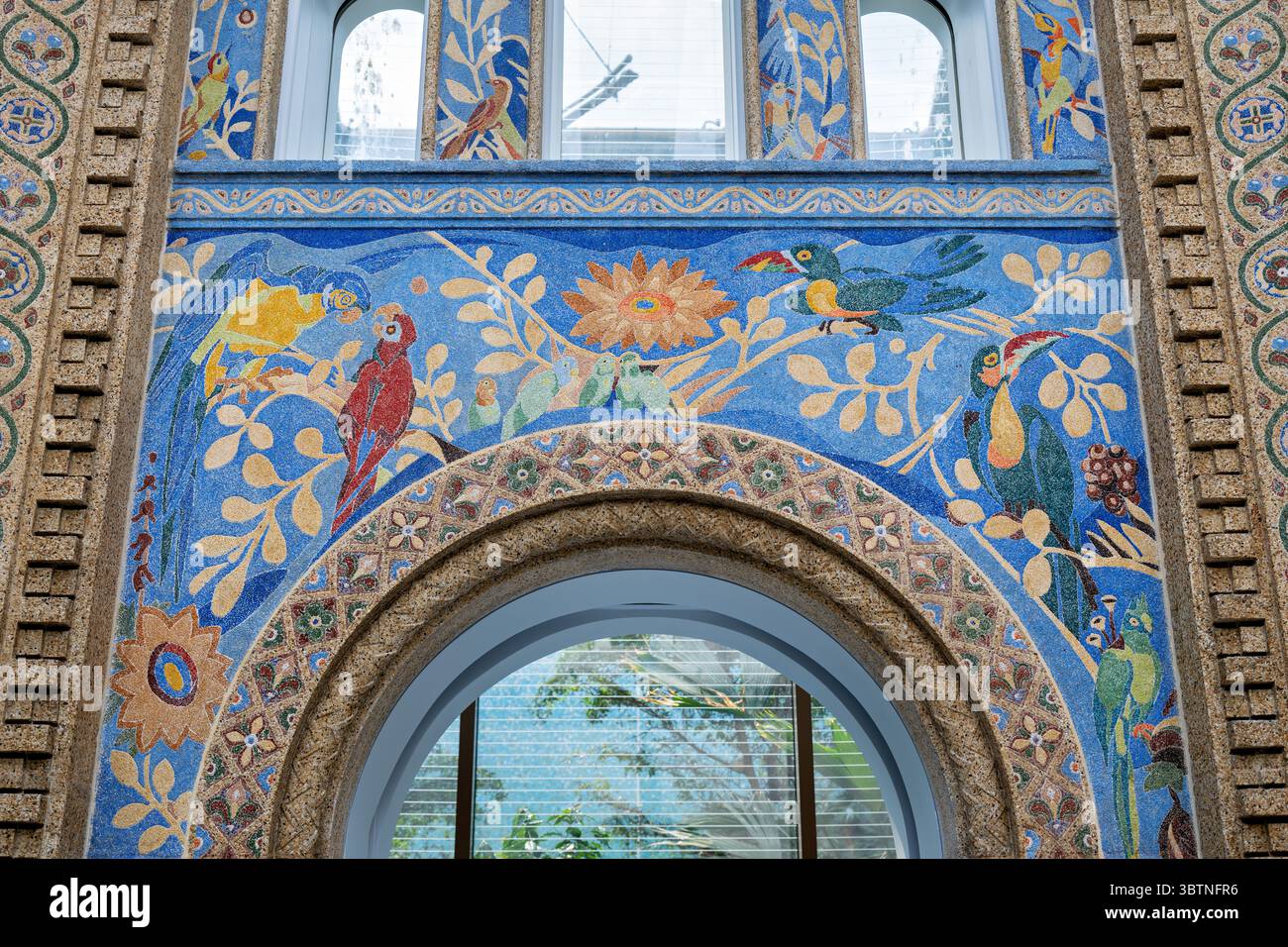 WASHINGTON DC — The historic mosaic arch by John Joseph Earley (1881 ...