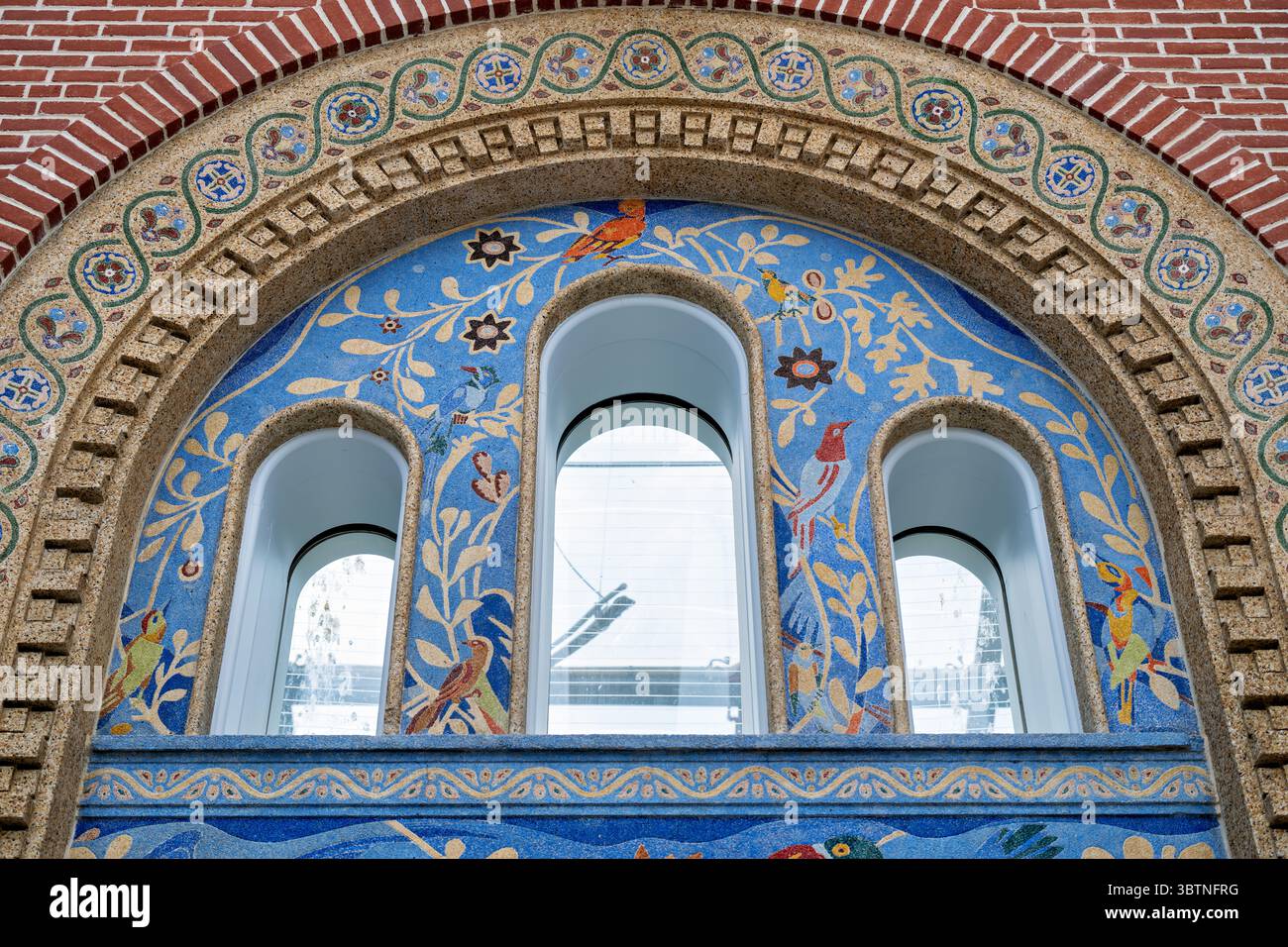 WASHINGTON DC — The historic mosaic arch by John Joseph Earley (1881 ...