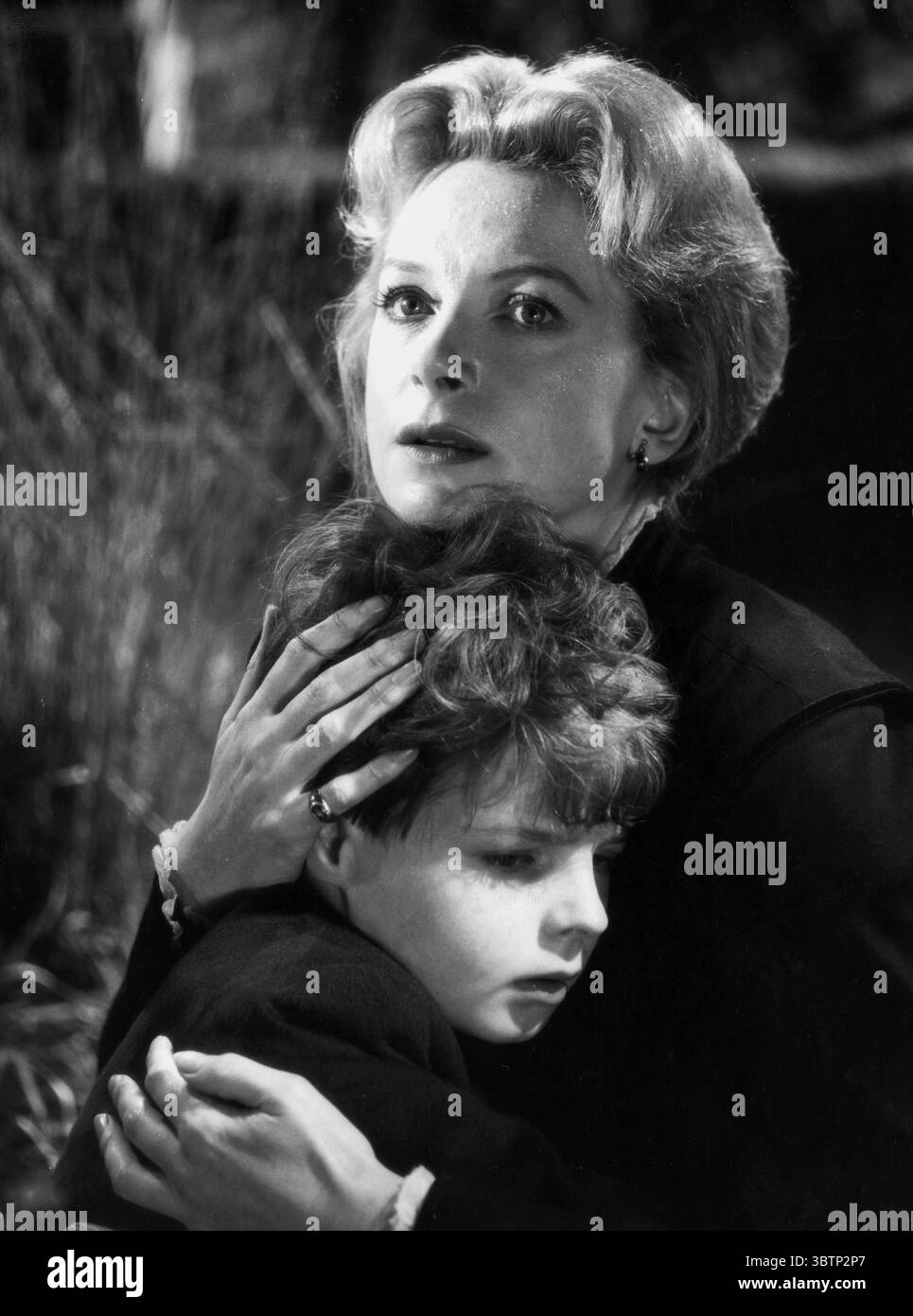 Deborah Kerr, Martin Stephens, "The Innocents" (1961 Stock Photo - Alamy