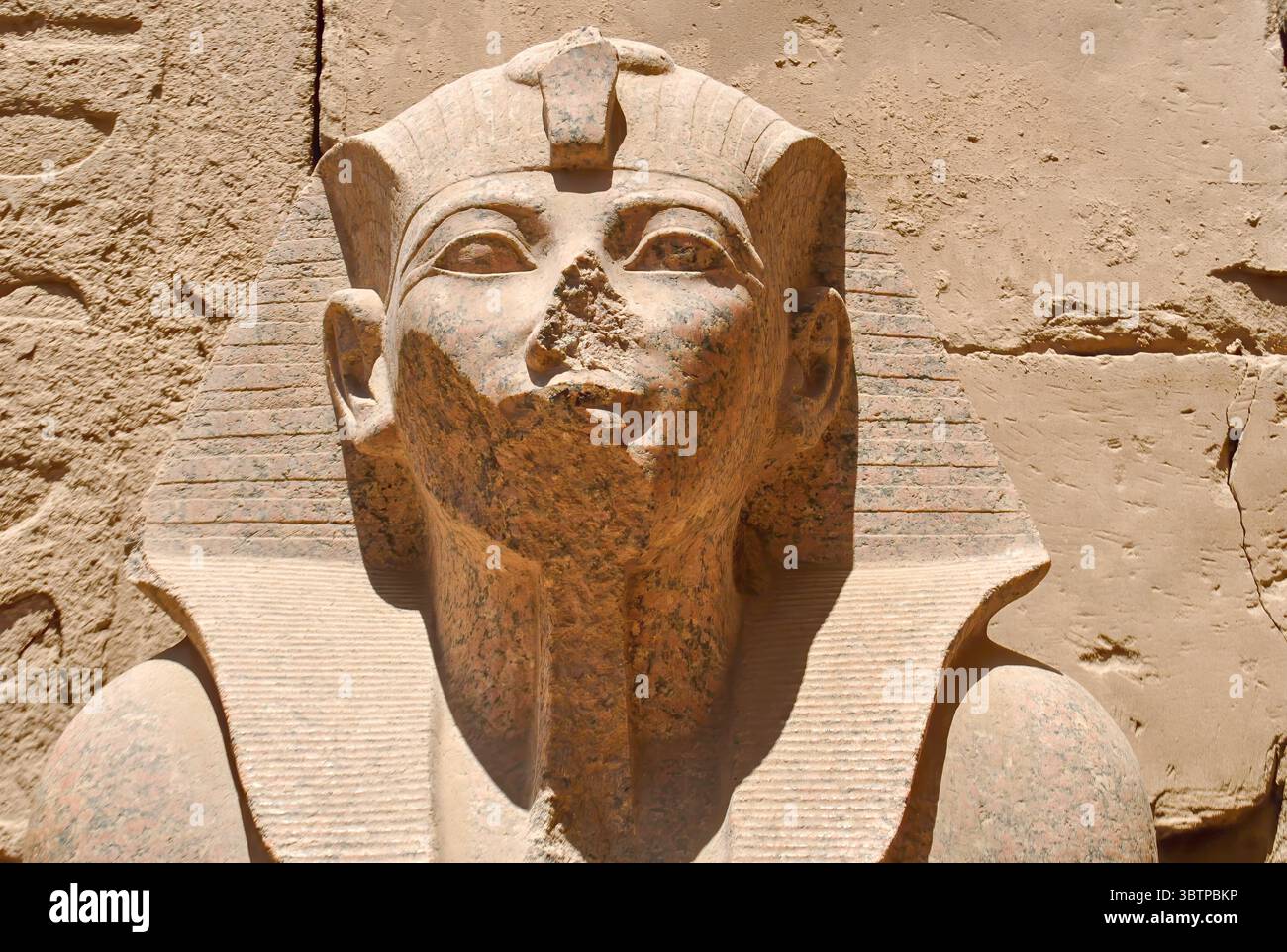 Egypt sphinx with nose hi-res stock photography and images - Alamy