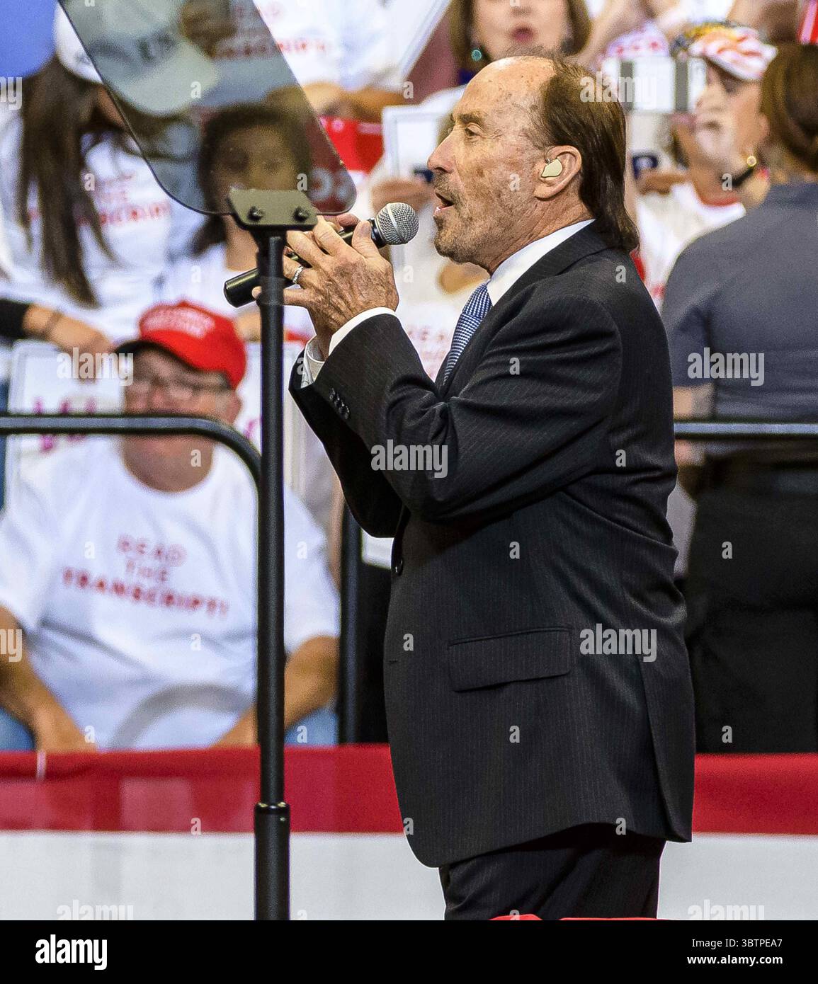 Lee greenwood singer 2020 hi-res stock photography and images - Alamy