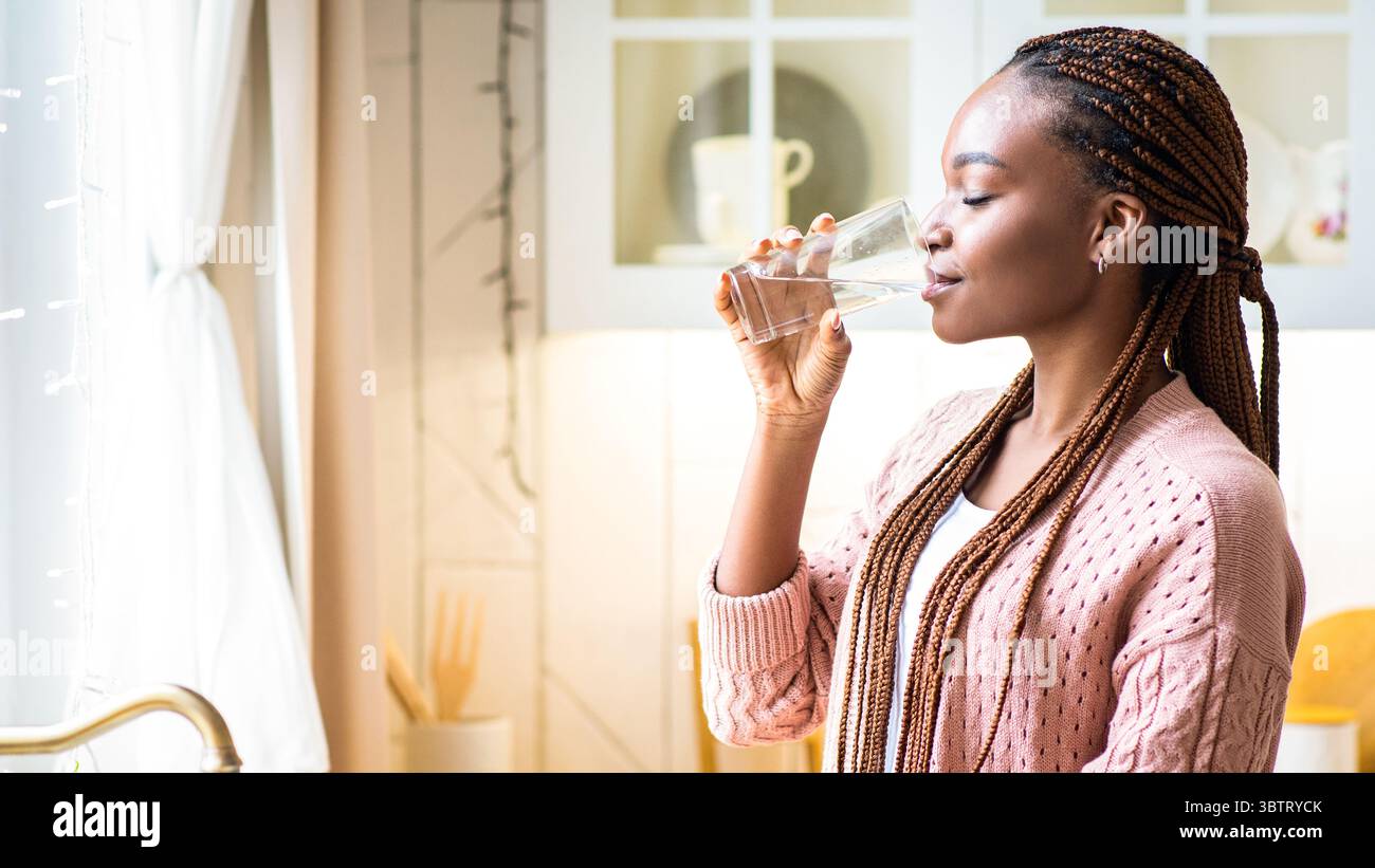 View lady thirsty african hi-res stock photography and images - Alamy