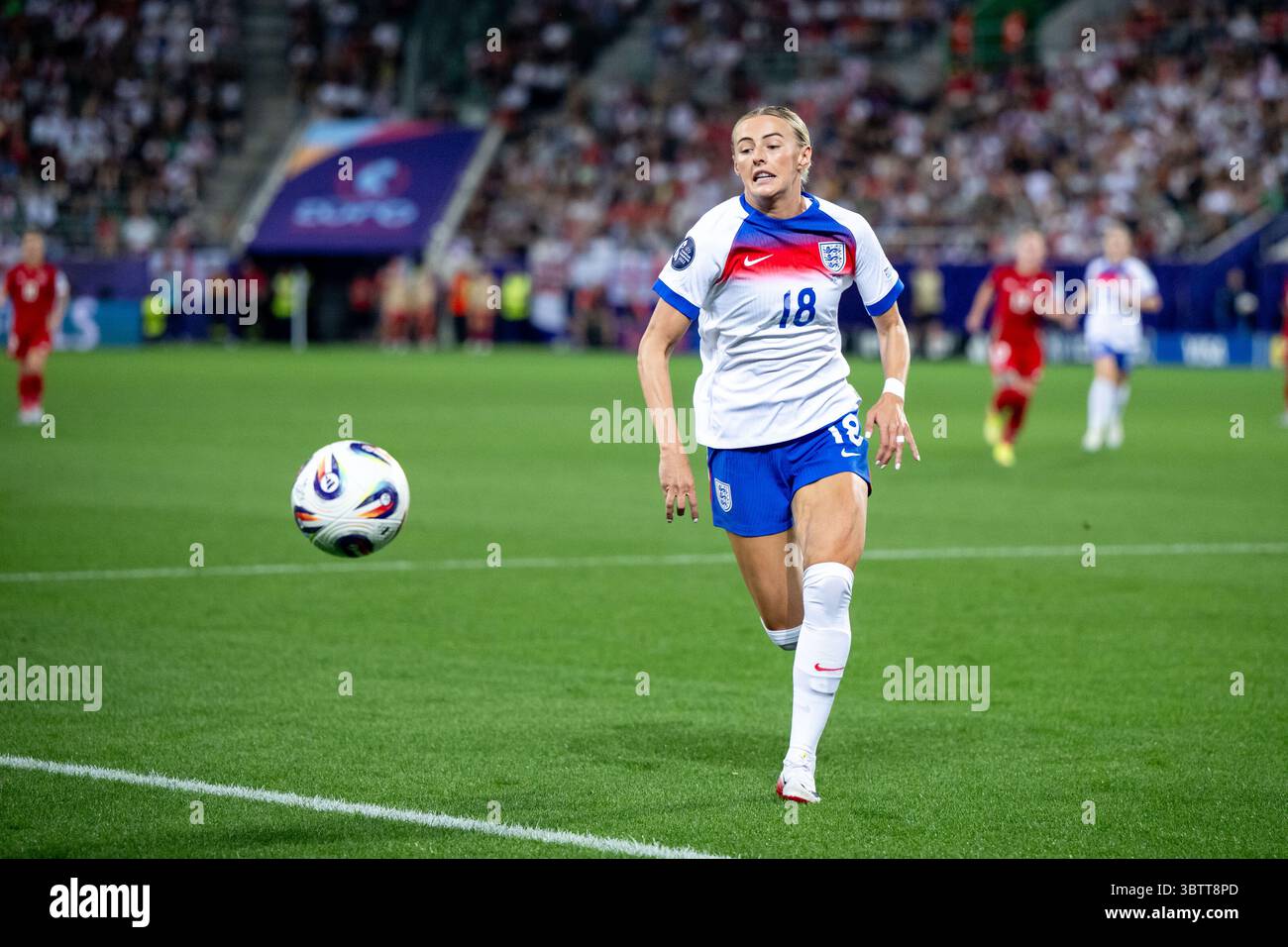 Chloe Kelly (England, #18) am Ball, SUI, England vs Wales, Fussball ...