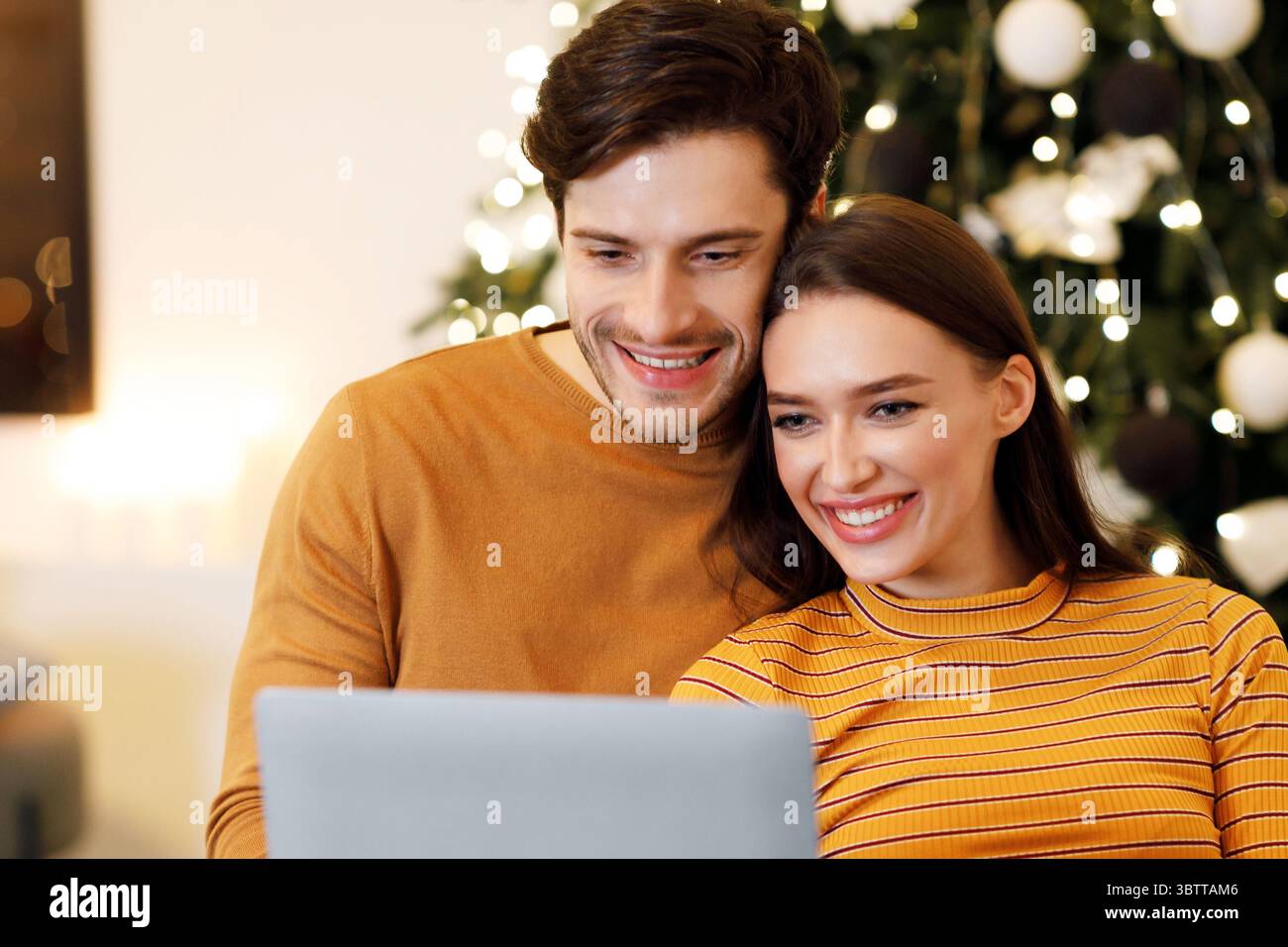 Gadget night digital couple using hi-res stock photography and images ...
