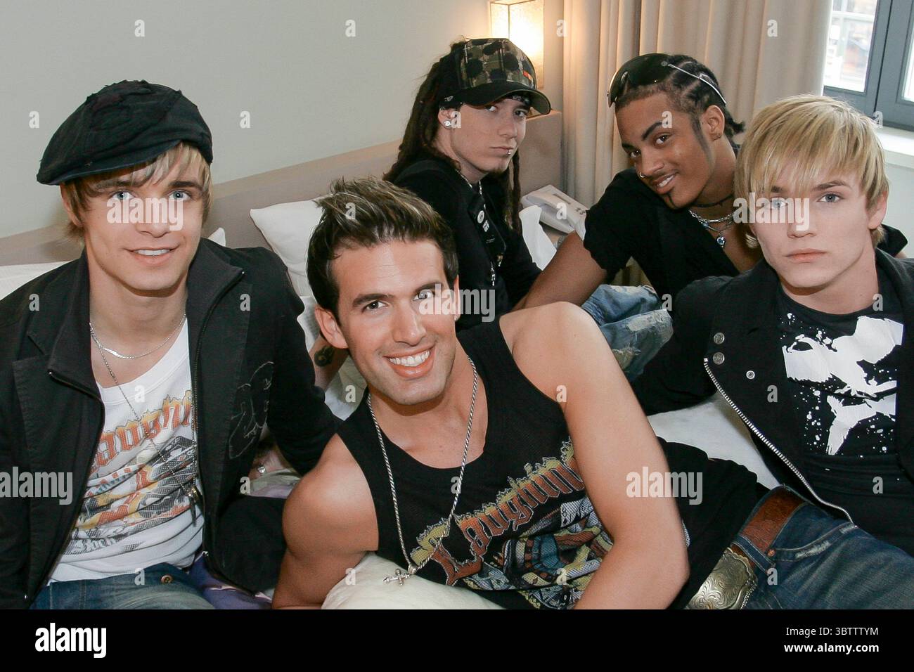 Die international erfolgreiche und von Lou Perlman entdeckte Boygroup US5 mit Christopher ...