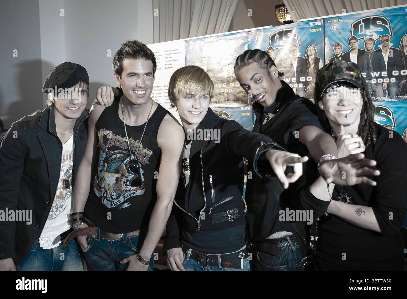 Die international erfolgreiche und von Lou Perlman entdeckte Boygroup US5 mit Christopher ...