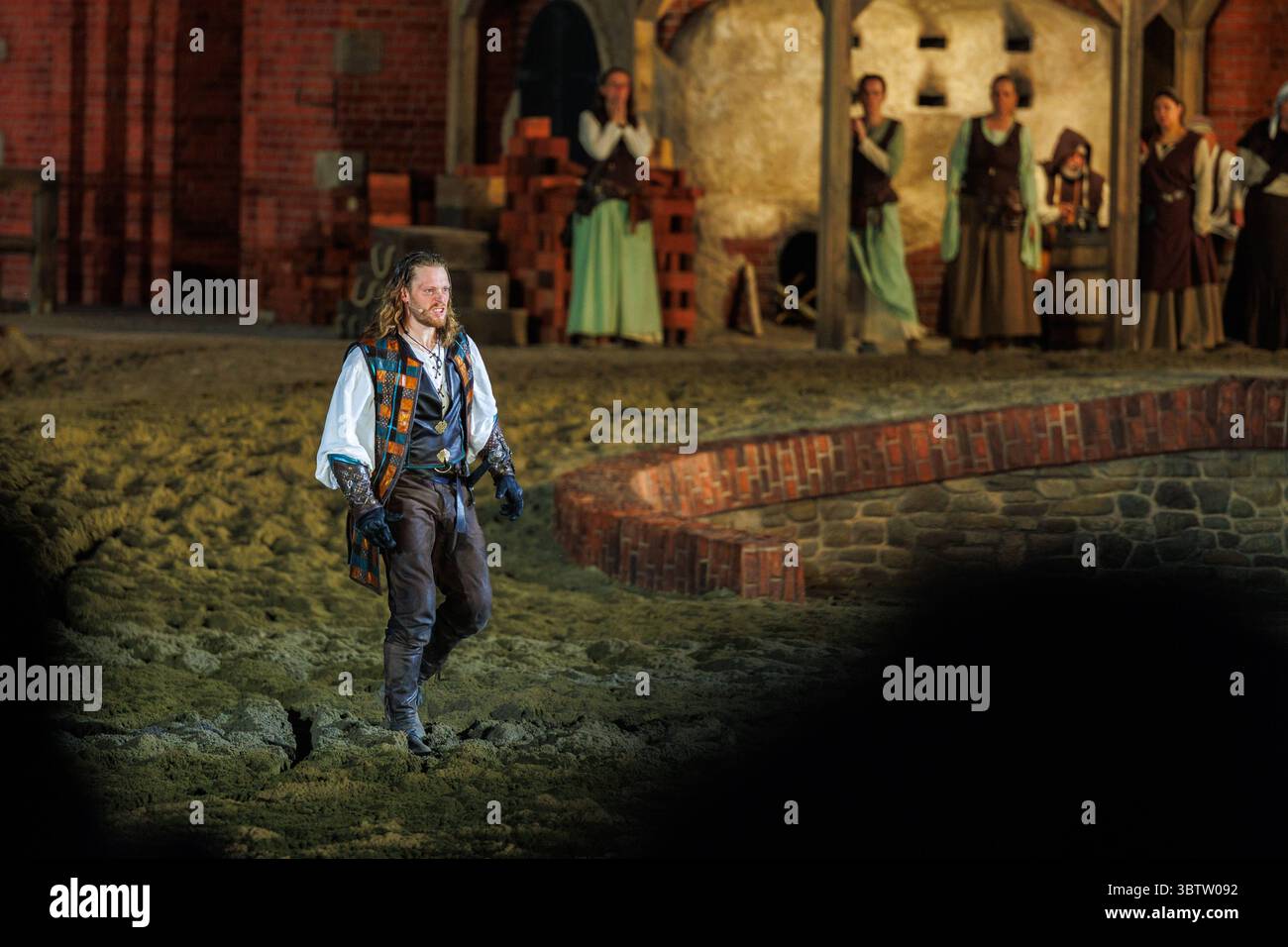 14.07.2025: Störtebecker Festspiele - VII. Spielzyklus Teil I ...