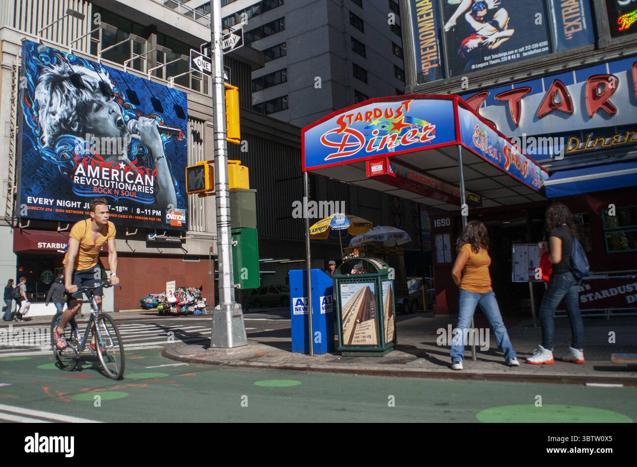 1650 broadway hi-res stock photography and images - Alamy