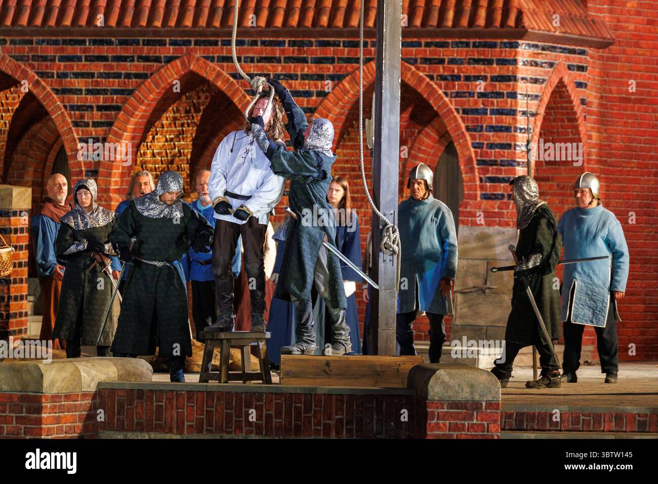 14.07.2025: Störtebecker Festspiele - VII. Spielzyklus Teil I ...