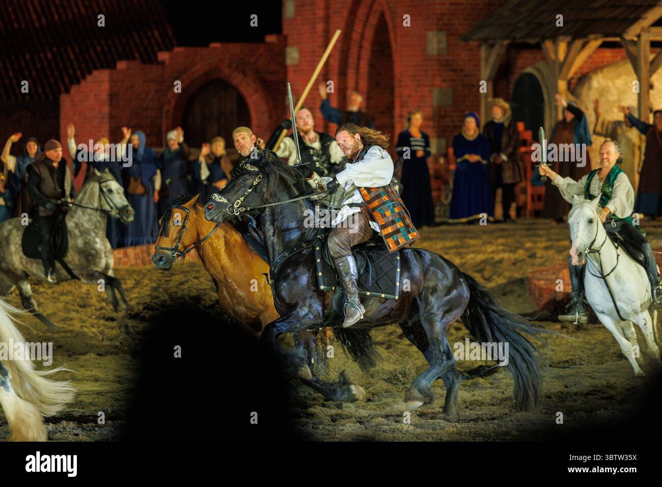14.07.2025: Störtebecker Festspiele - VII. Spielzyklus Teil I ...