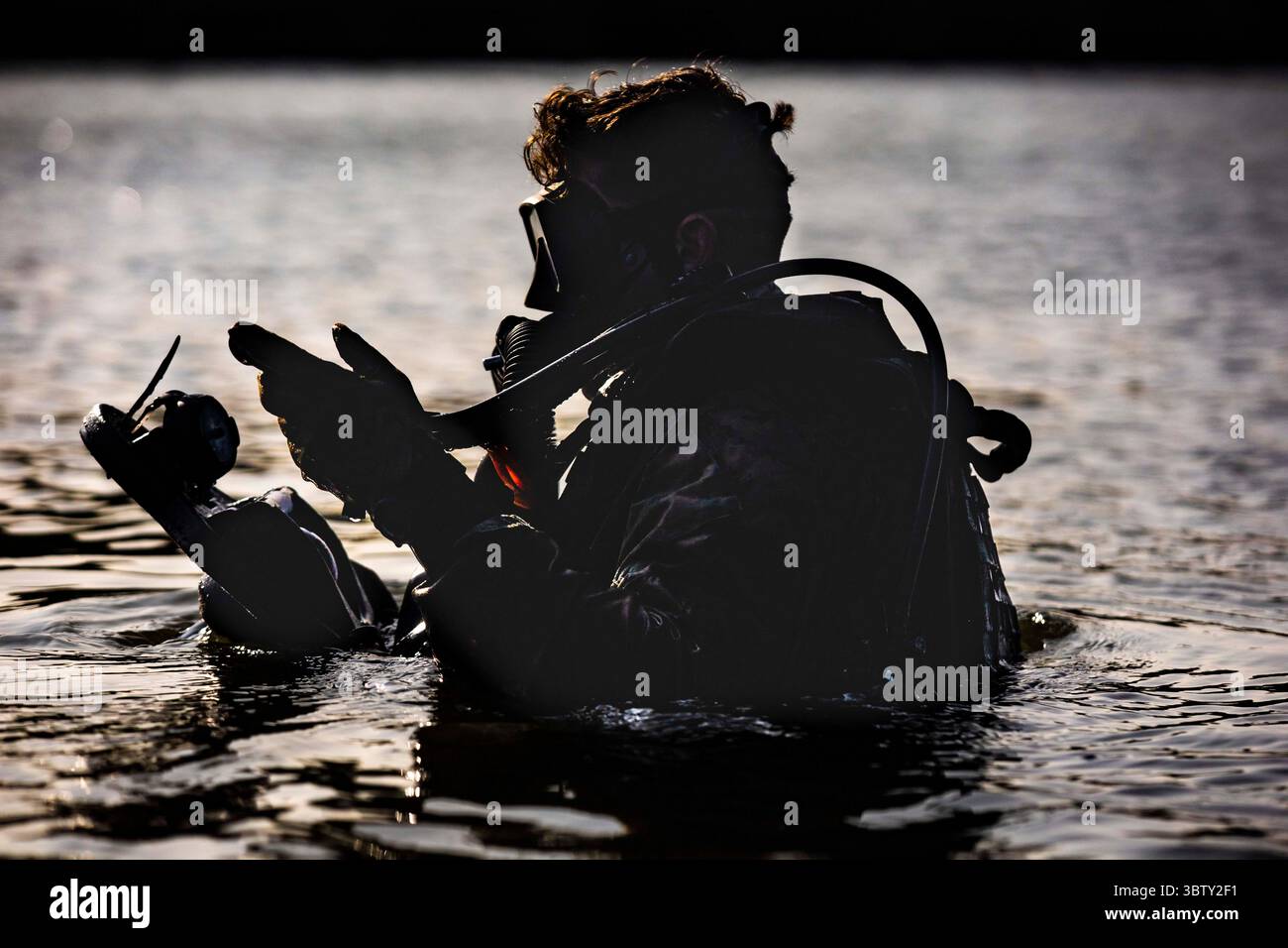 Amphibious recon hi-res stock photography and images - Alamy