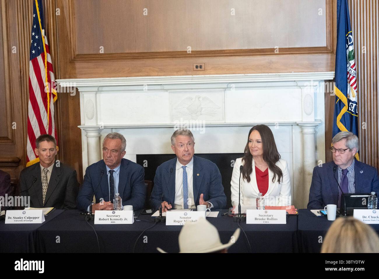 United States Senator Dr Roger Marshall, MD (Republican of Kansas ...