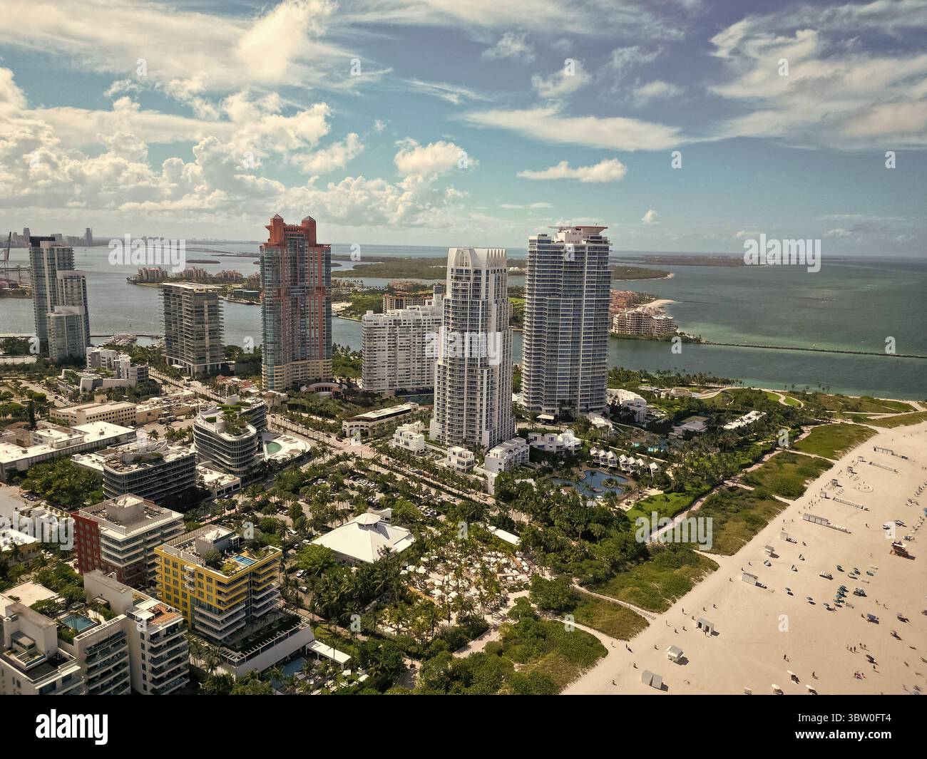 Aerial miami united states 4k hi-res stock photography and images - Alamy