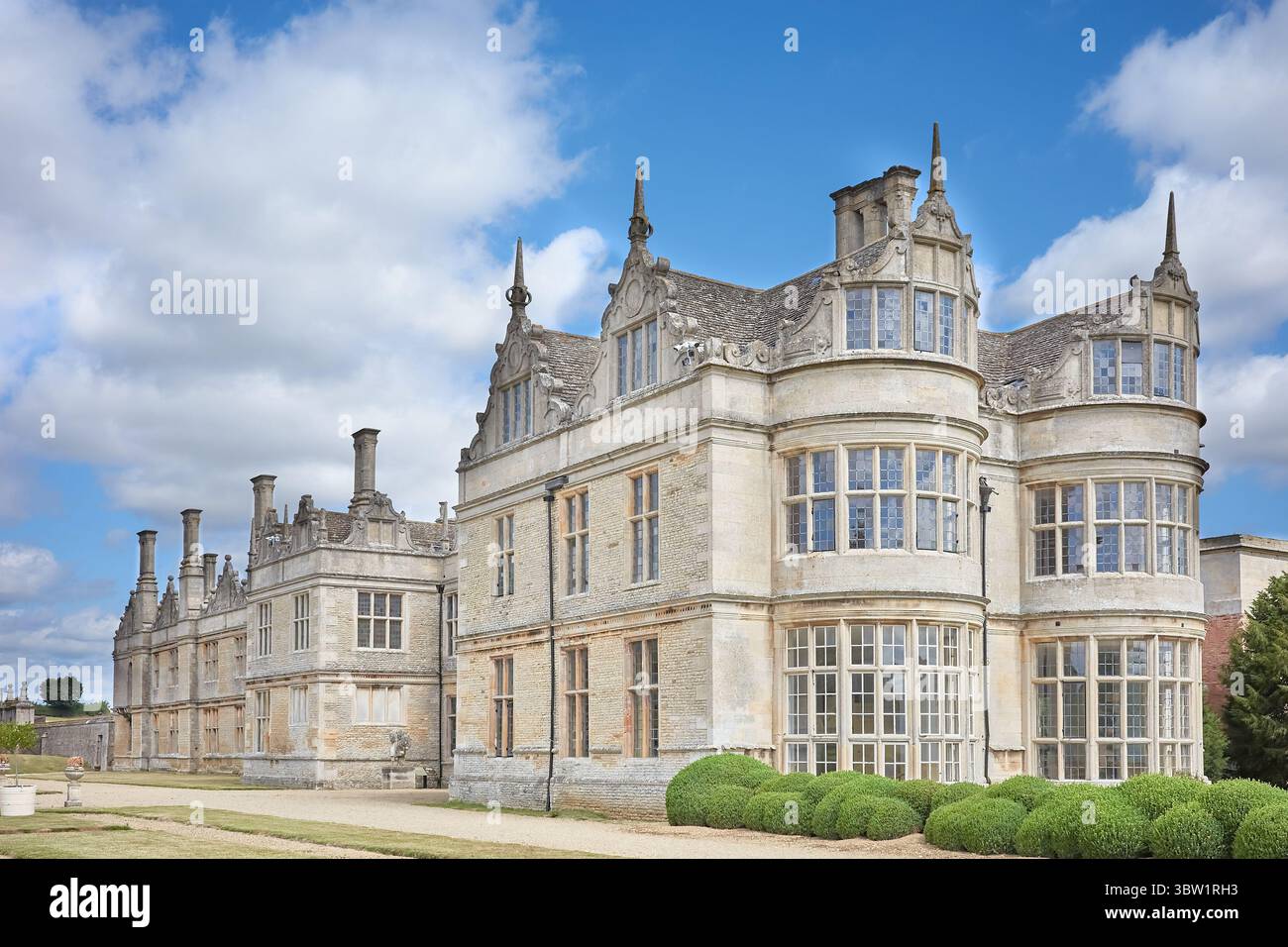 Kirby Hall, a derelict elizabethan mansion, Corby, England Stock Photo ...