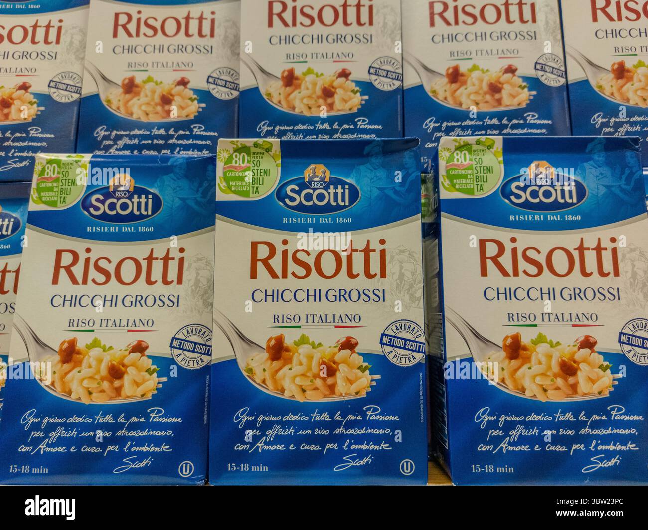 Food store display of rice hi-res stock photography and images - Alamy