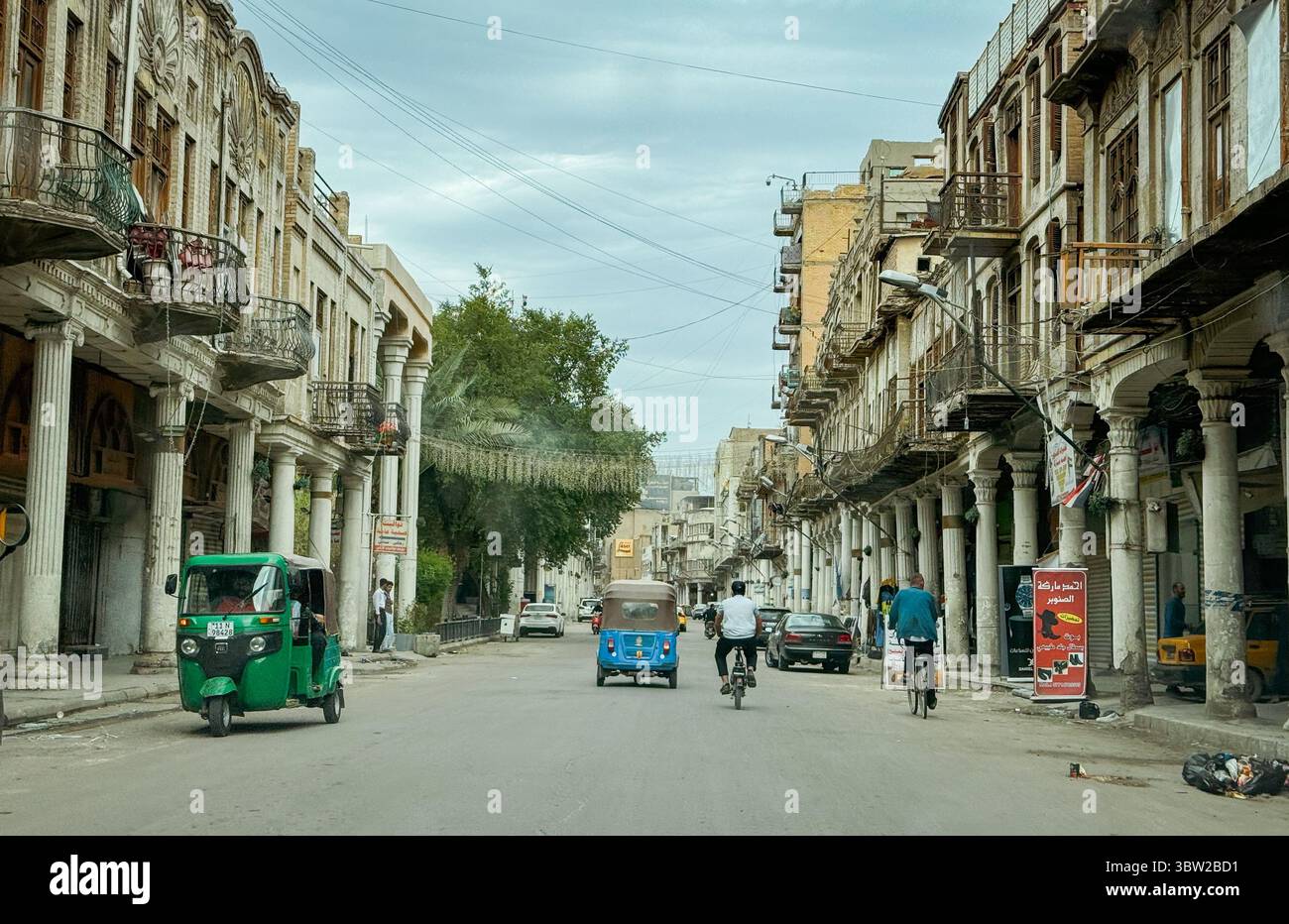 Tuk tuks iraq hi-res stock photography and images - Alamy