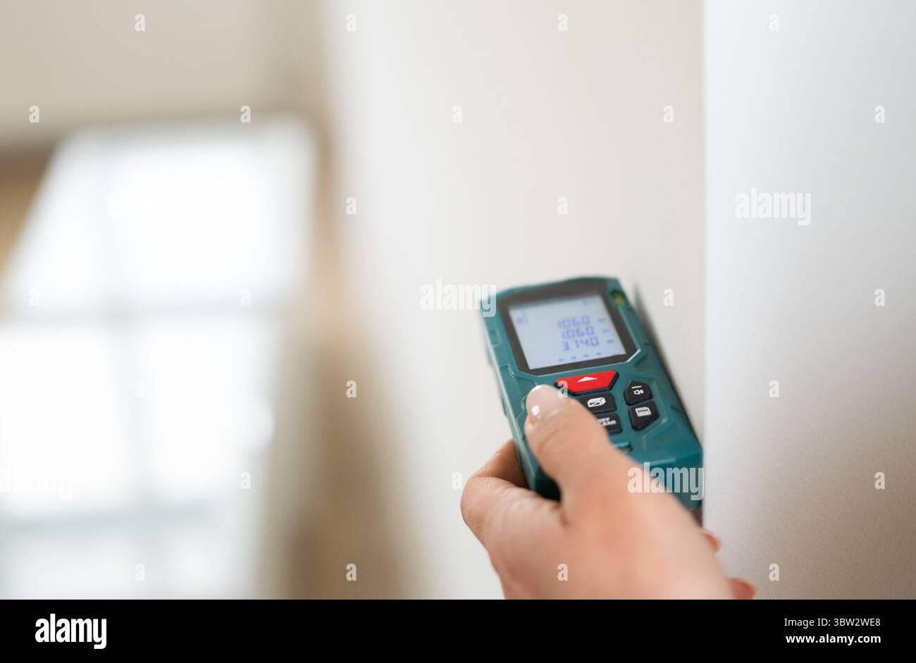 Handheld measurements hi-res stock photography and images - Alamy