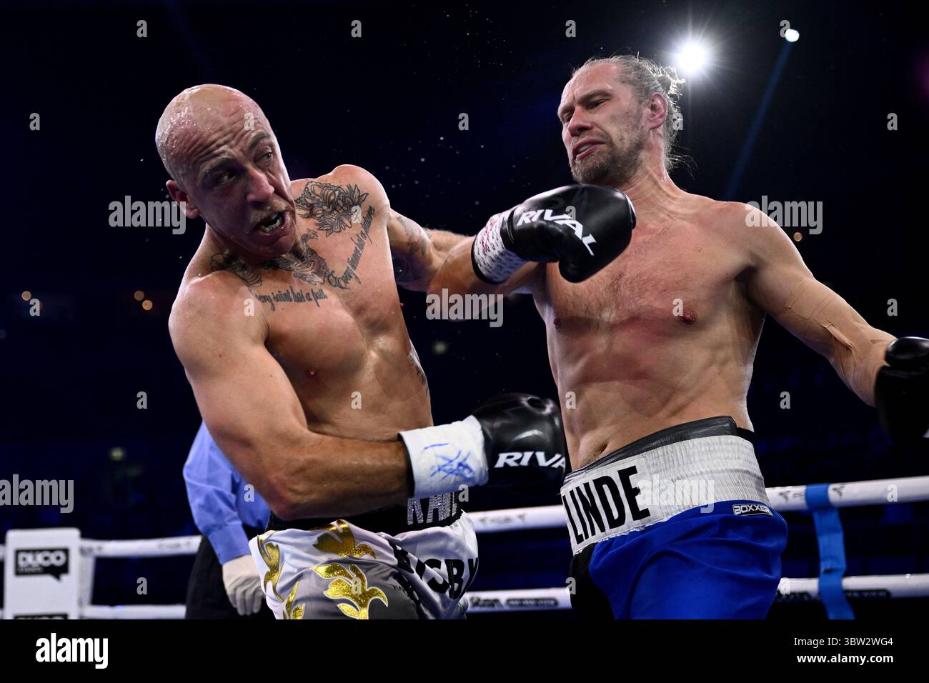 Kane Baker (left) and Johan Linde during their undercard bout ahead of ...