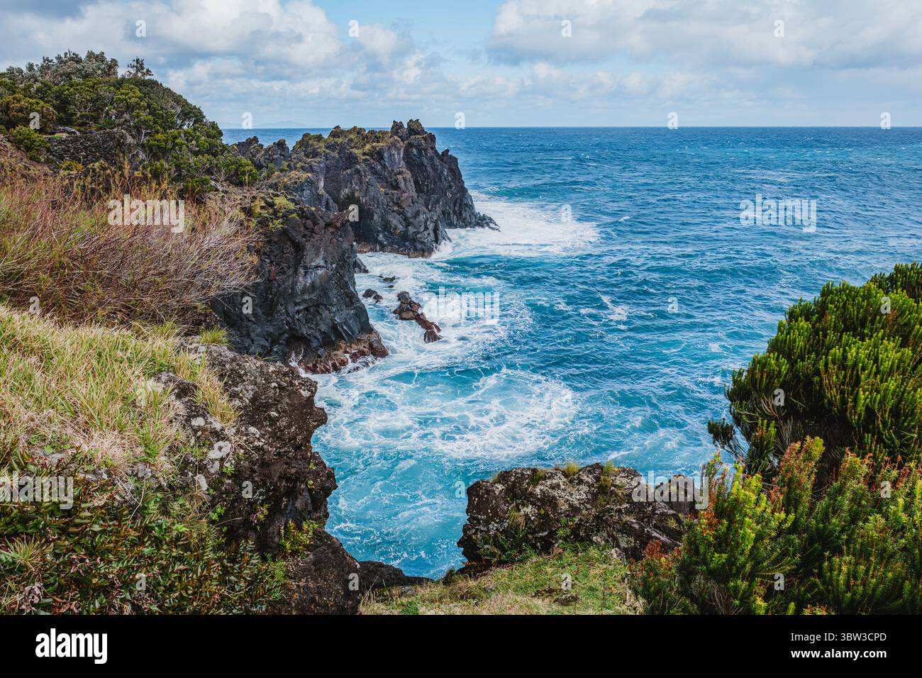 Dramatic Coastal Landscape of Volcanic Cliffs and Turquoise Atlantic ...