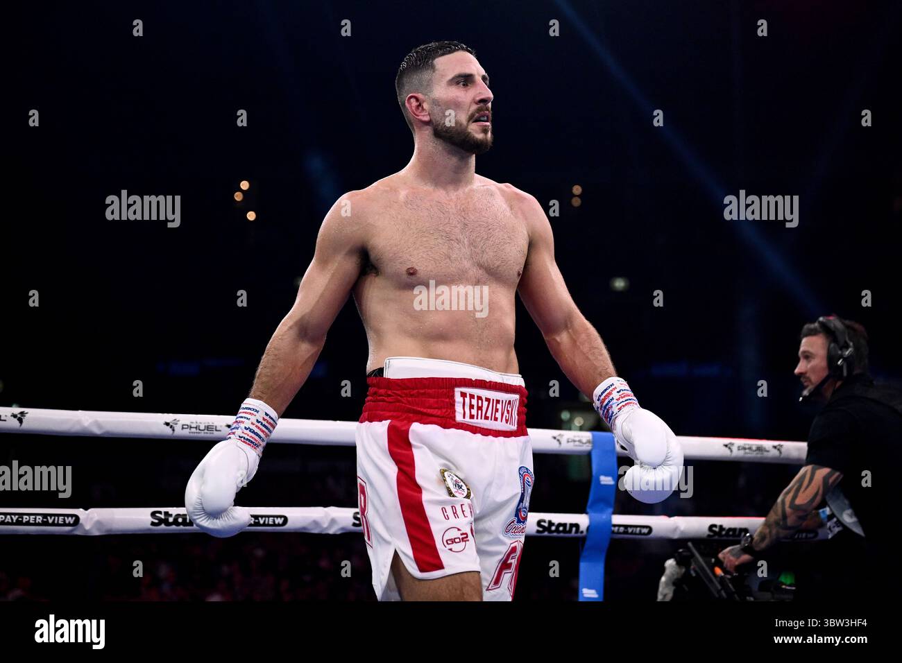 Kris Terzievski celebrates after defeating Troy Pilcher during their ...
